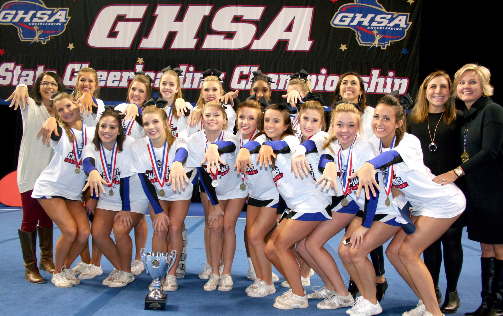 Christian Cheerleading Boasts Different Kind of “Spirit”